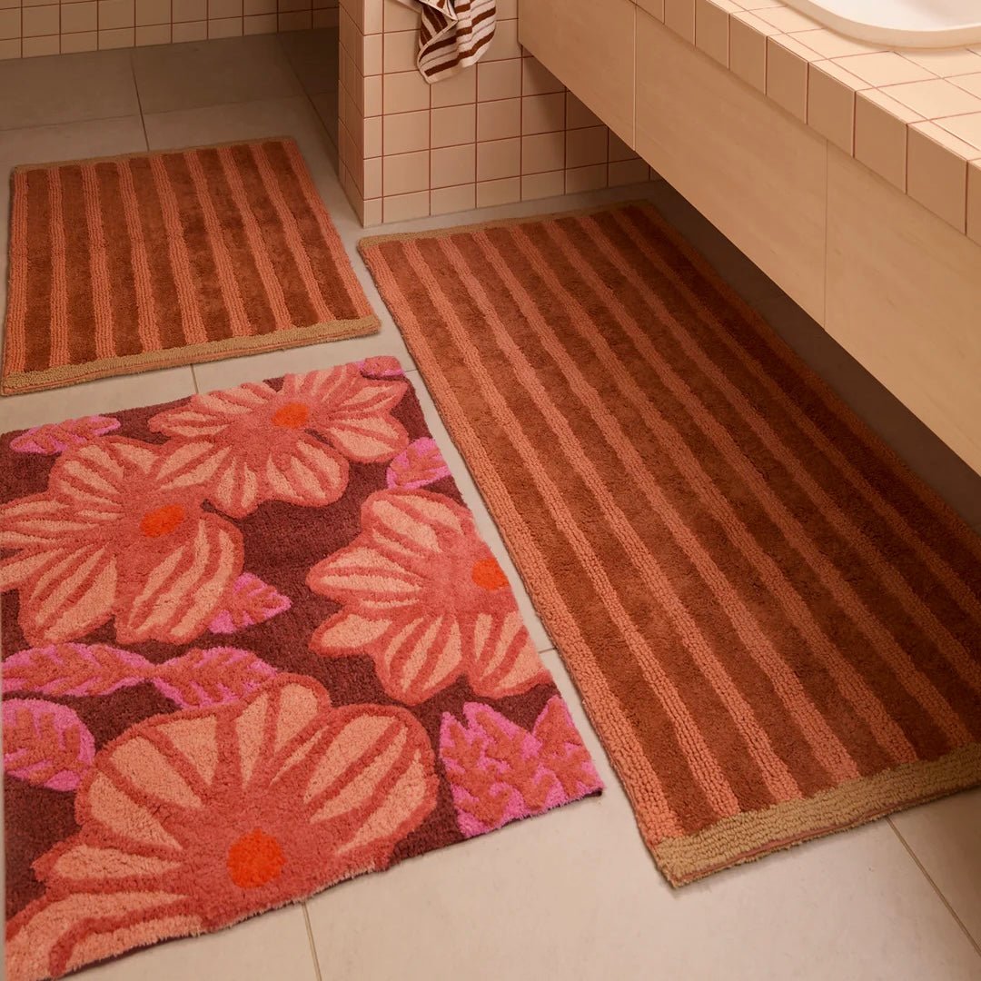 Bonnie & Neil Bath Mat - Pink Pansy - The Flower Crate