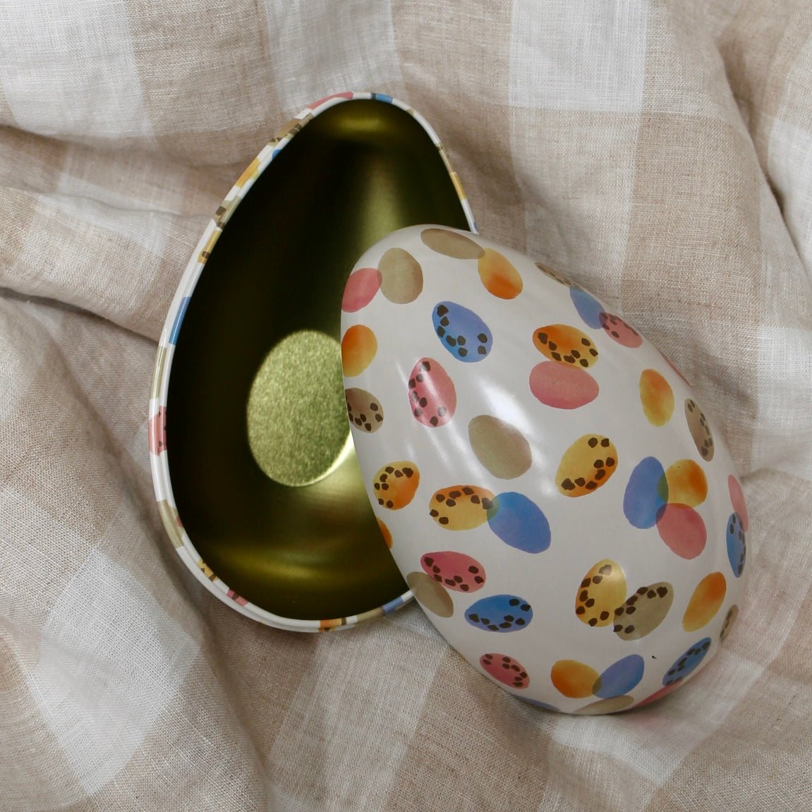 Emma Bridgewater - Large Mini Eggs Openable Tin Egg – The Flower Crate