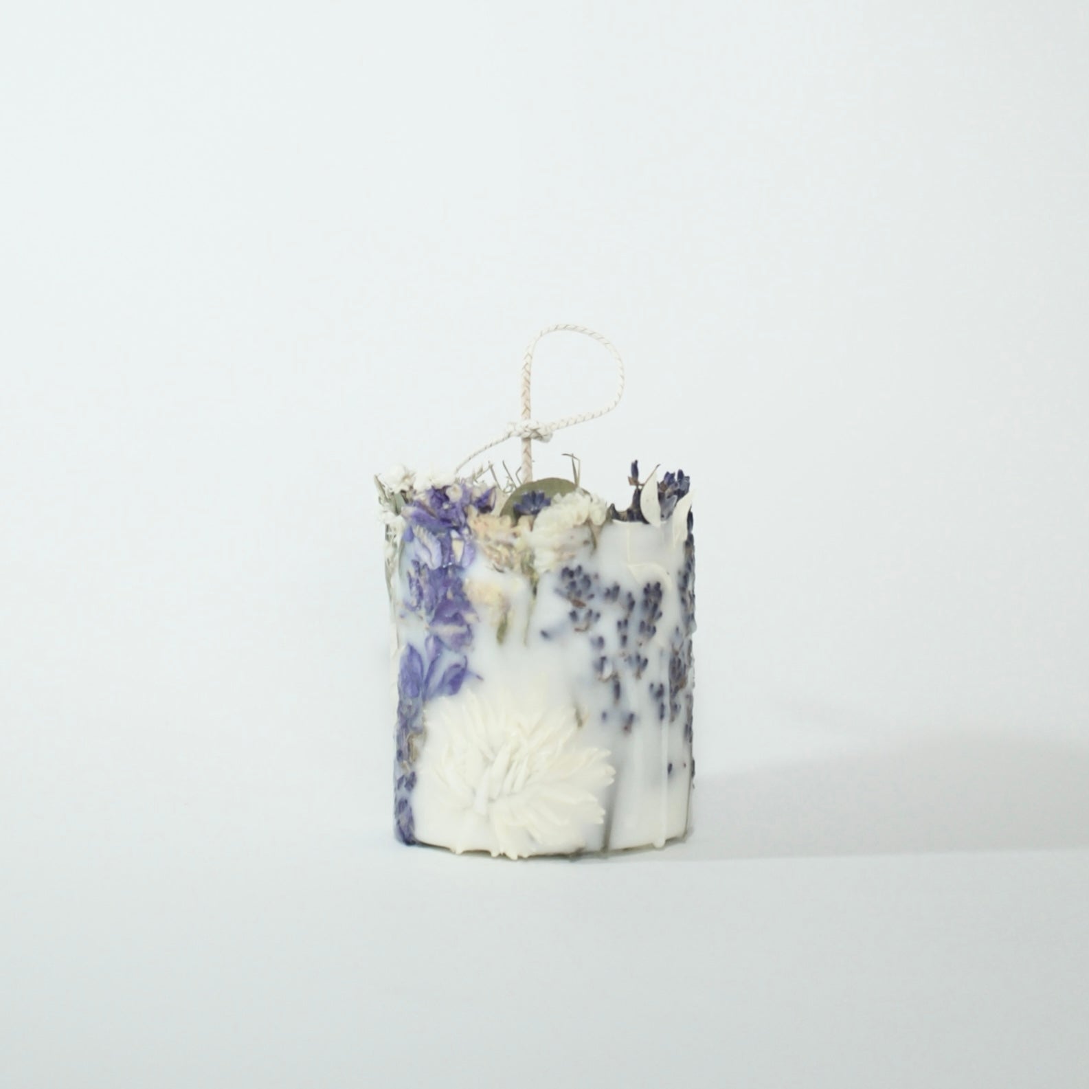 Fú Fú - Field of South Dried Flower Candle - The Flower Crate