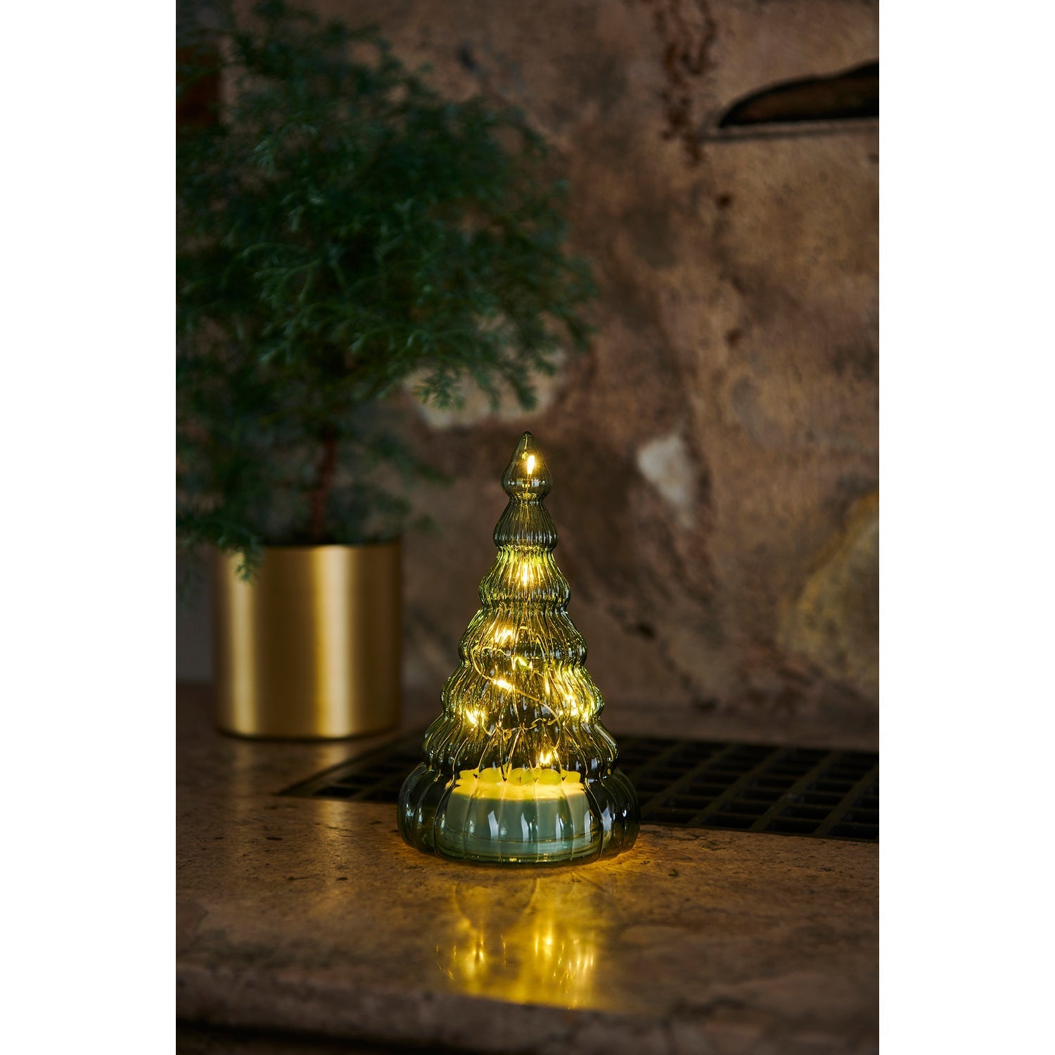 Sirius Lucy Christmas Tree - The Flower Crate